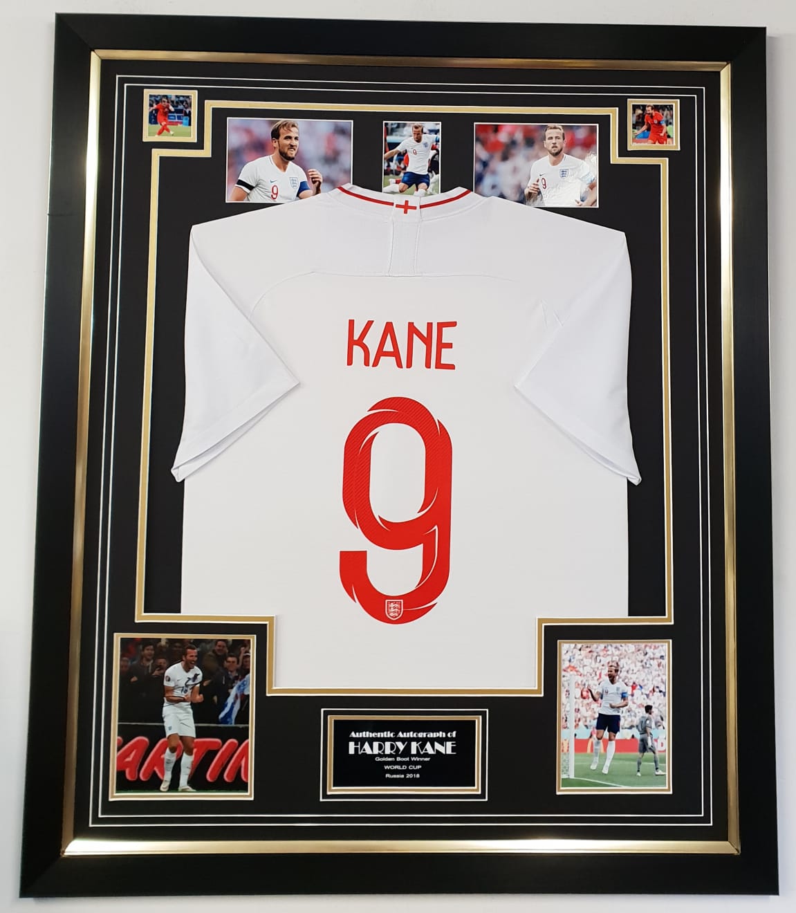 Harry Kane Signed Photo with England Football Shirt Framed – epic ...